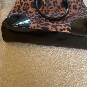 Toss Designs | Bags | Toss Designs Extra Large Boulevard Bag | Poshmark